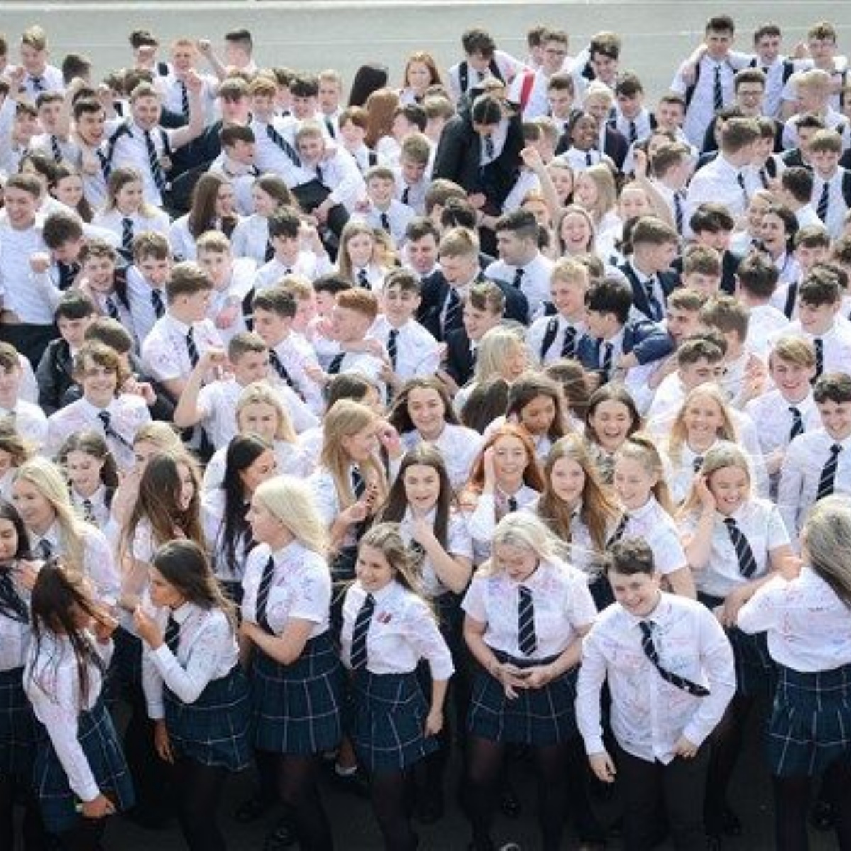 Ivybridge Community College - Years 11 and 13 Last Day Celebrations!